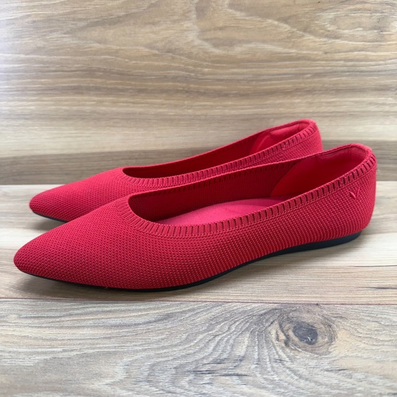 Vivaia | Shoes | Vivaia Pointed Toe Washable Flats Womens 9 Eu 4 Aria ...